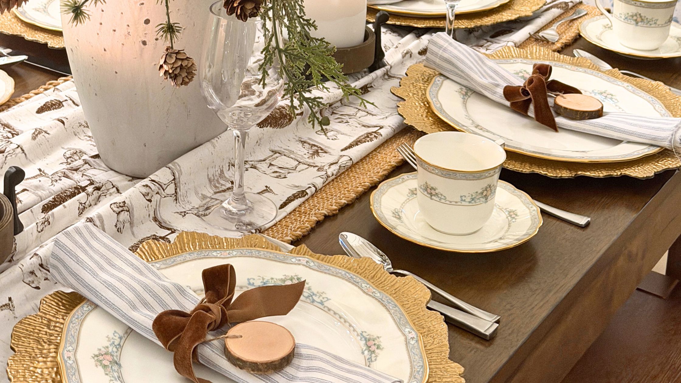 Easy Steps for a Holiday Tablescape - Karen Conrad